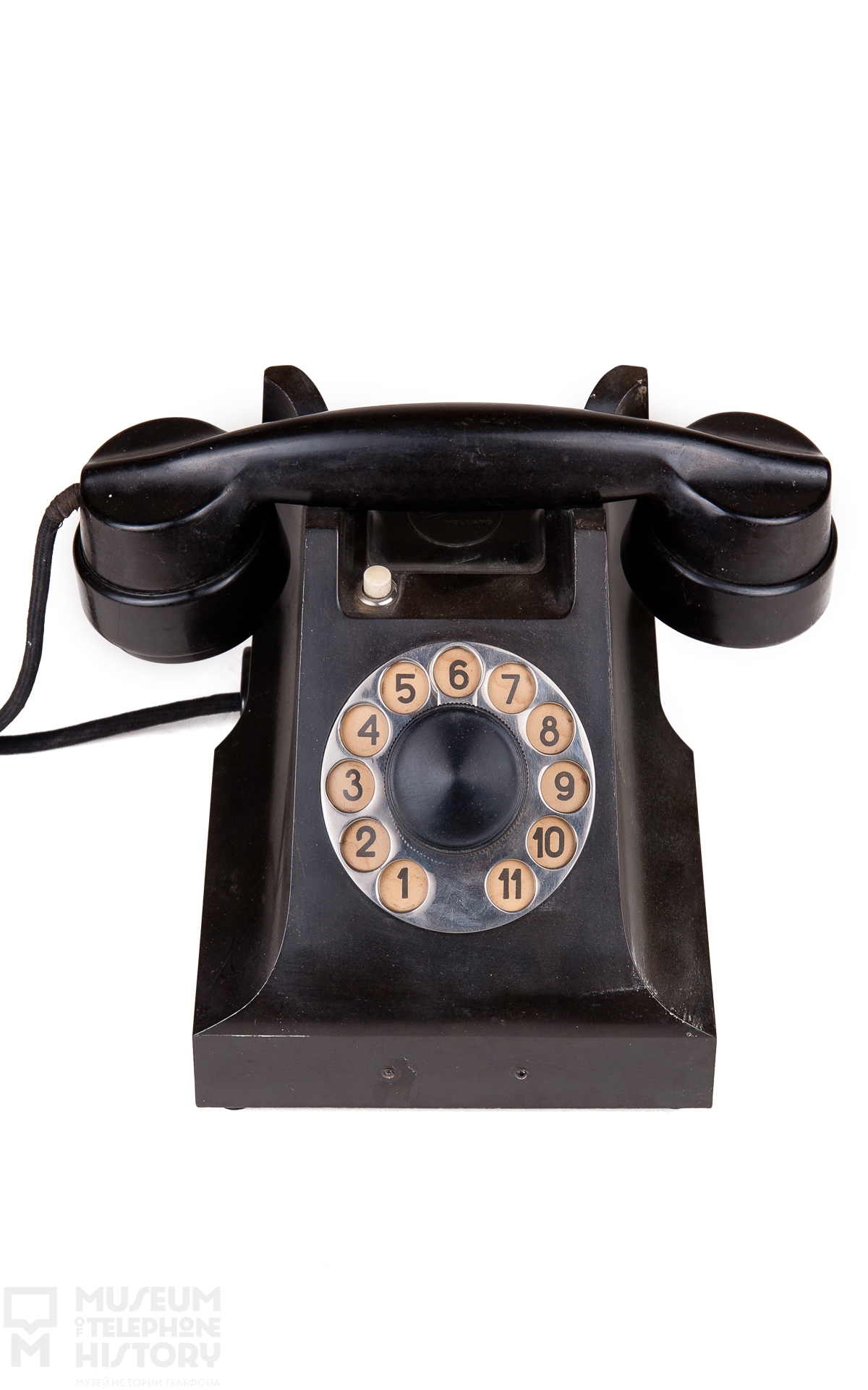 Desk Telephone Apparatus