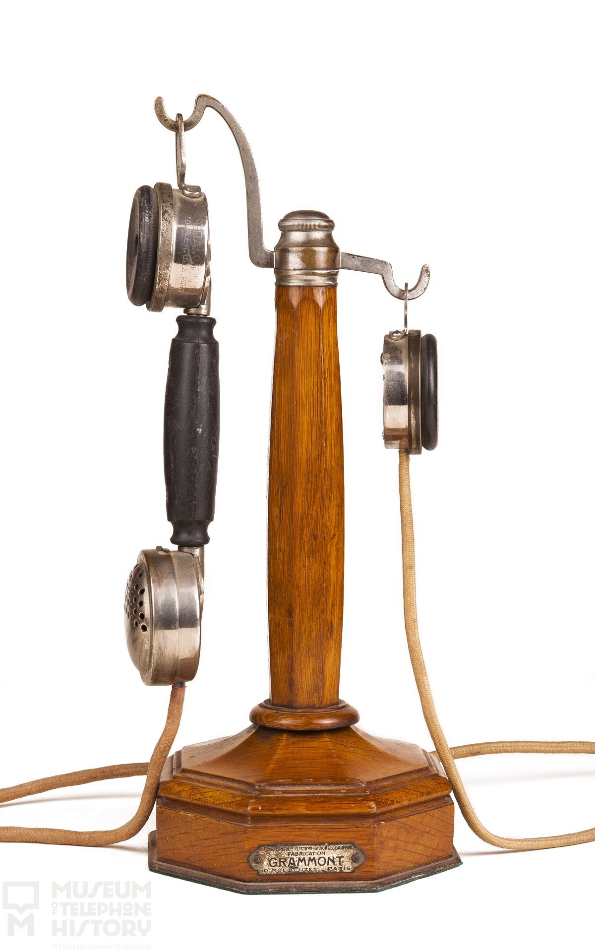 Desk Telephone Apparatus